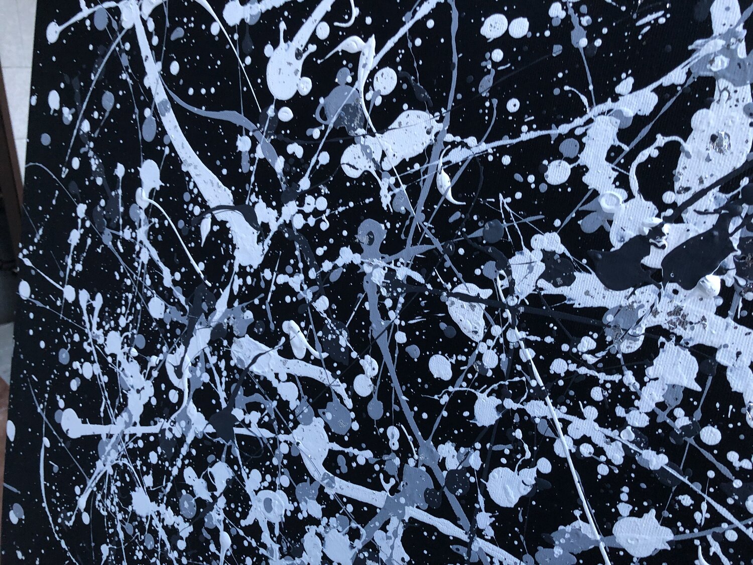 From the series "Infinite Flight" gray, silber, white, black large ...