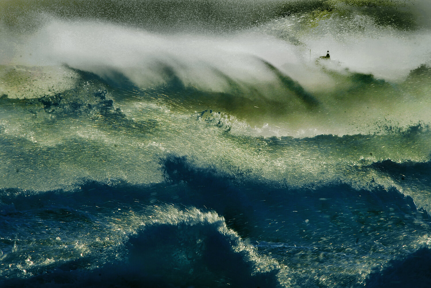 The Lighthouse von rolf Sørensen-Lyle (2025): Fotografie Digital auf ...