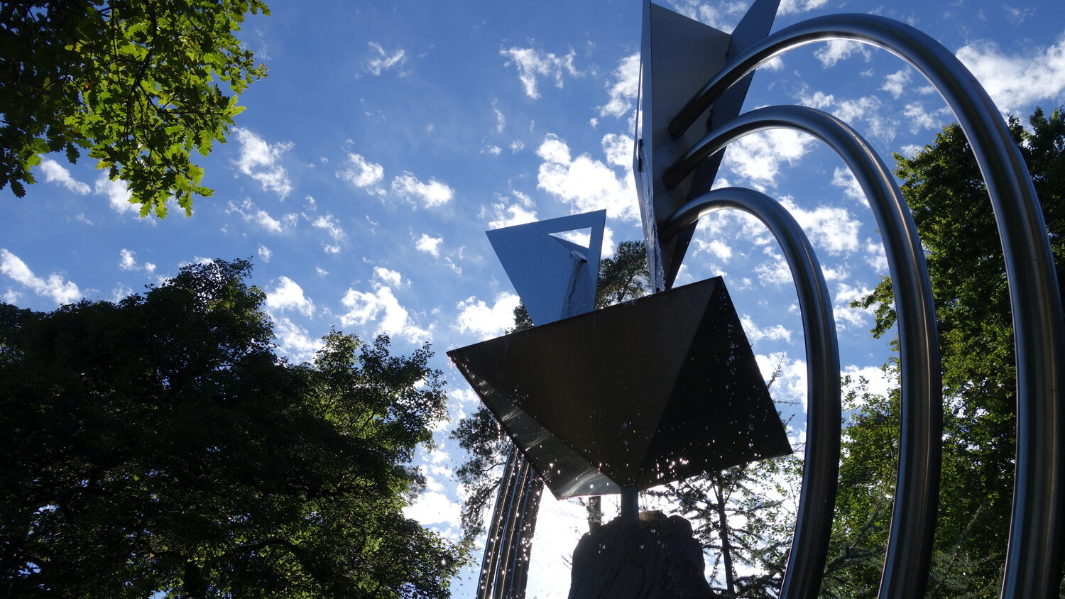 Equilibrium by Tilo Tscheulin (2012) : Sculpture Aluminium, Steel ...
