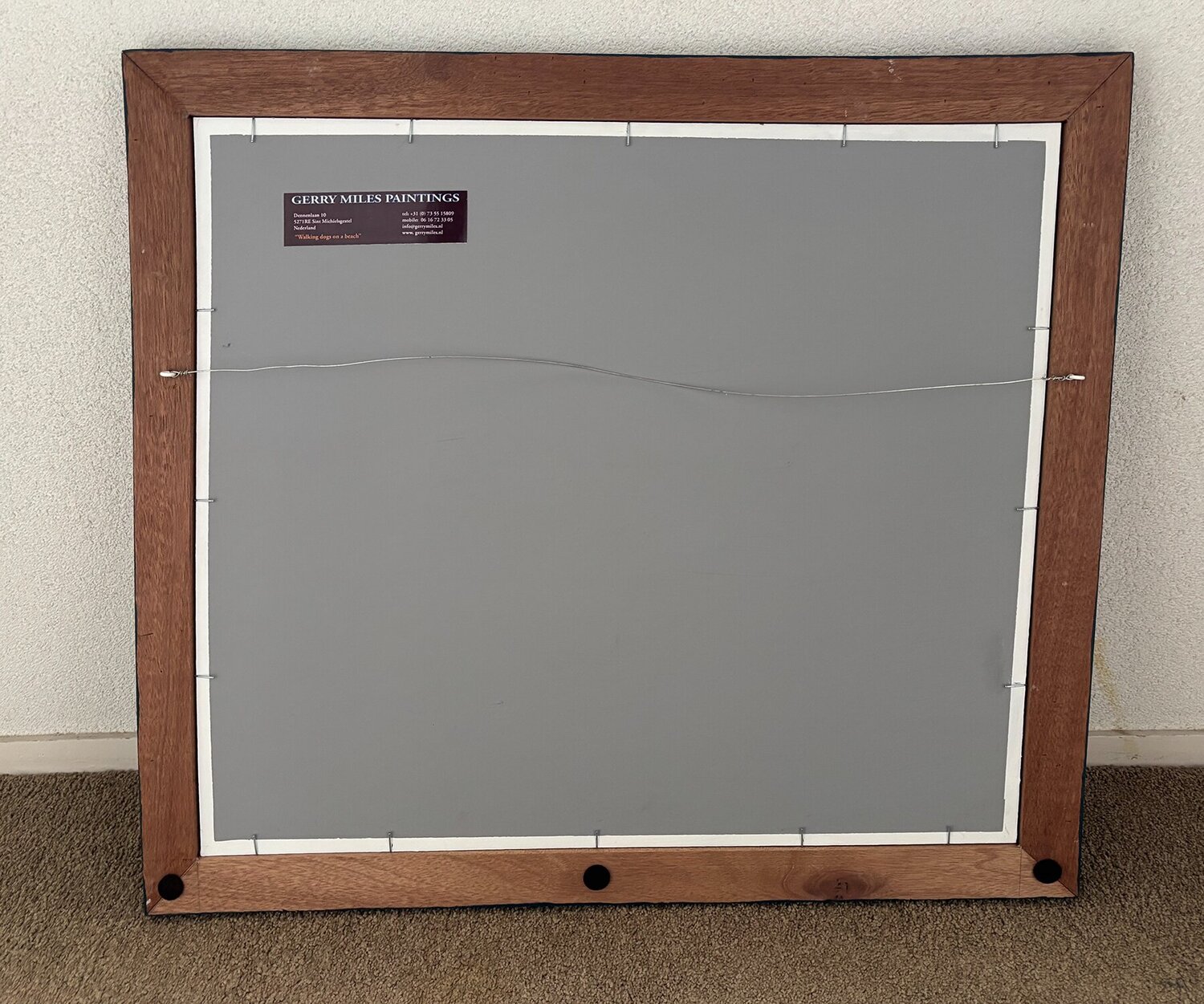 Walking dogs on a sandy beach von Gerald Miles (2026): Malerei Öl auf ...