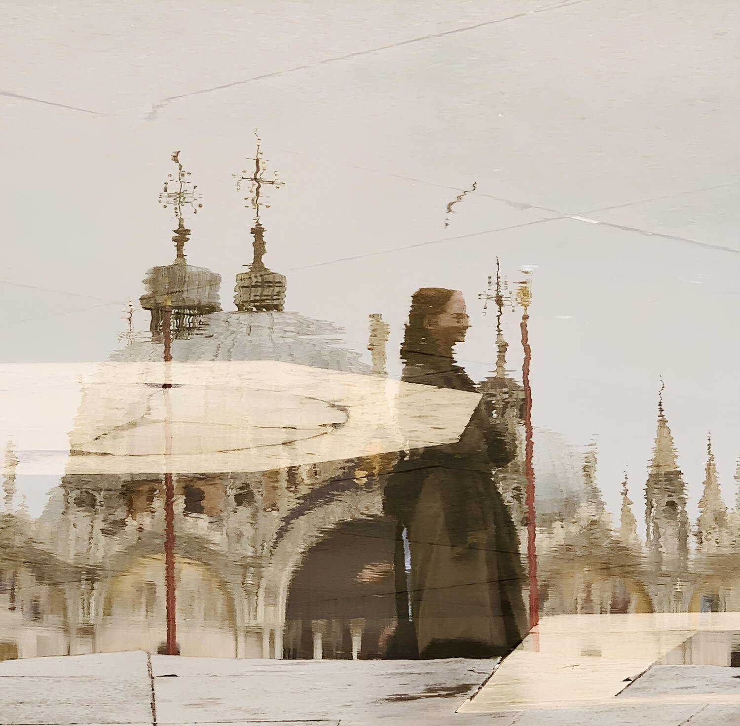 Reflected Lady door Sofia Neri (2023) : Fotografie Analoog op Plexiglas - Singulart