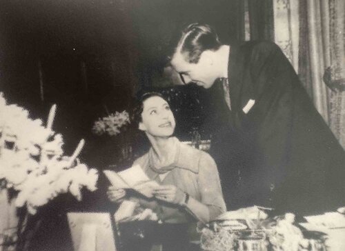 Old Days - Princess Margareth and Lord Snowdon de Anonymous (N.D ...
