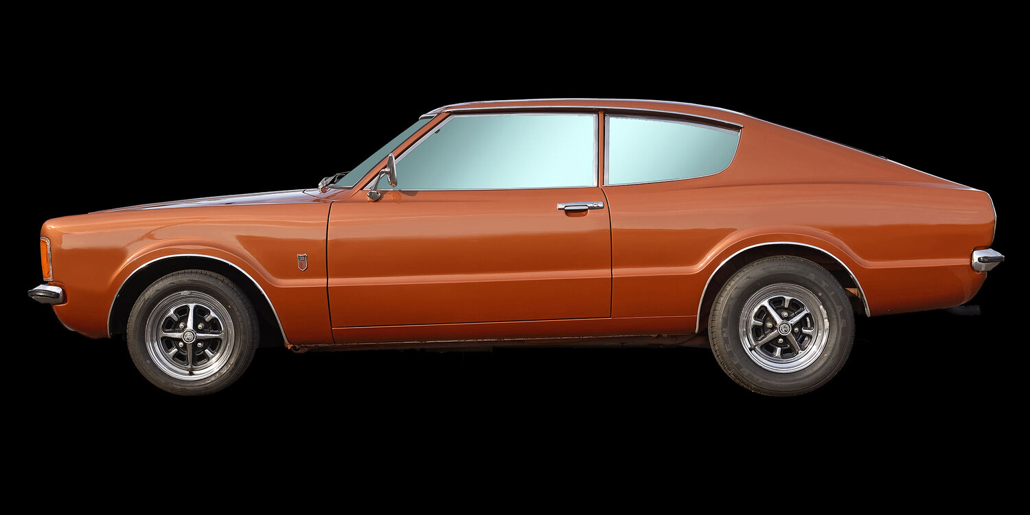 Ford Taunus von Rizak BRADAÏA (2020): Fotografie Digital auf Metall ...