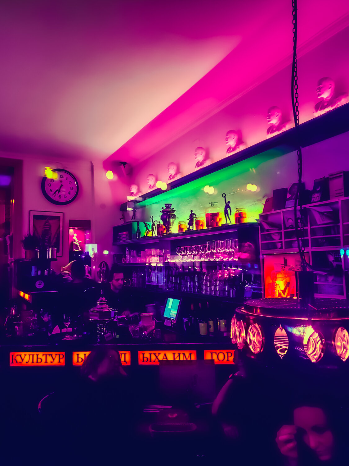 Cafe Datscha Berlin ( Neon Lenin Vodka ) von Thomas Dellert (2019 ...