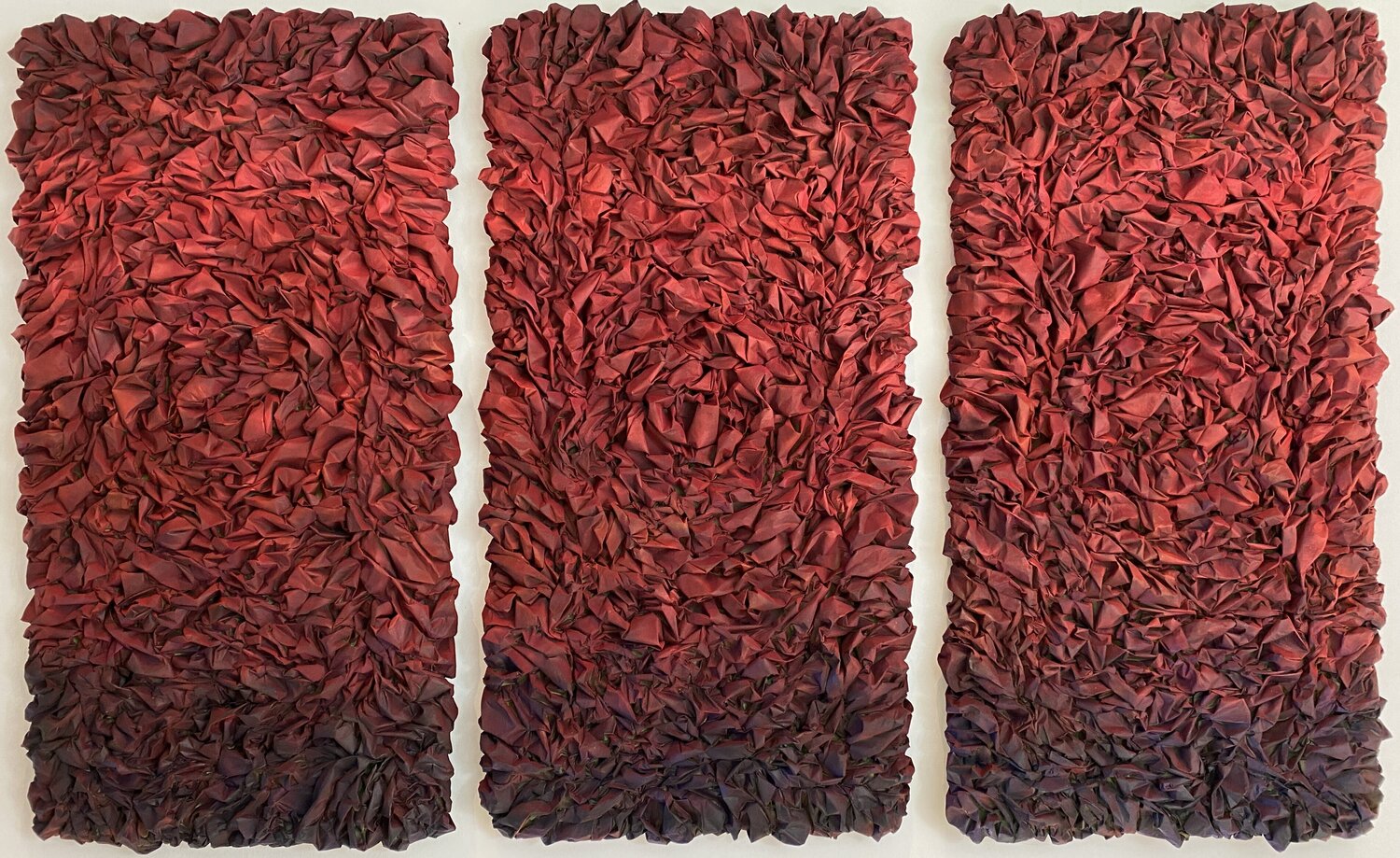 Between. Red Marina Wittemann