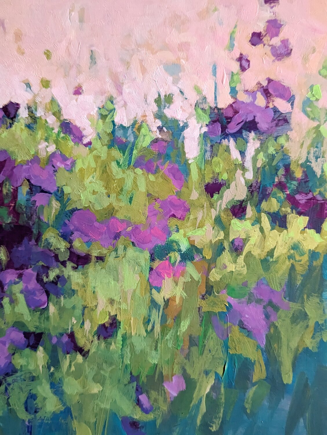 Dawn in the Garden von Lisa Kyle (2023): Malerei Acryl auf Holz - SINGULART