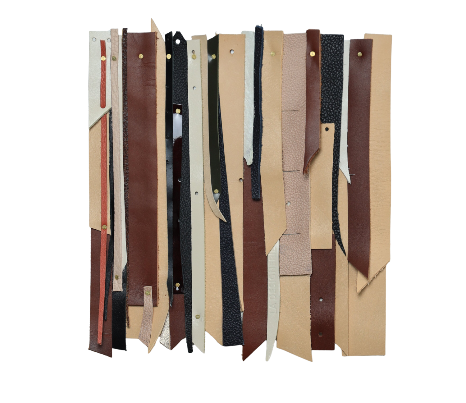 À la lisière du temps - ||| de Aurélie Pellat (2025) : Sculpture Cuir - Singulart