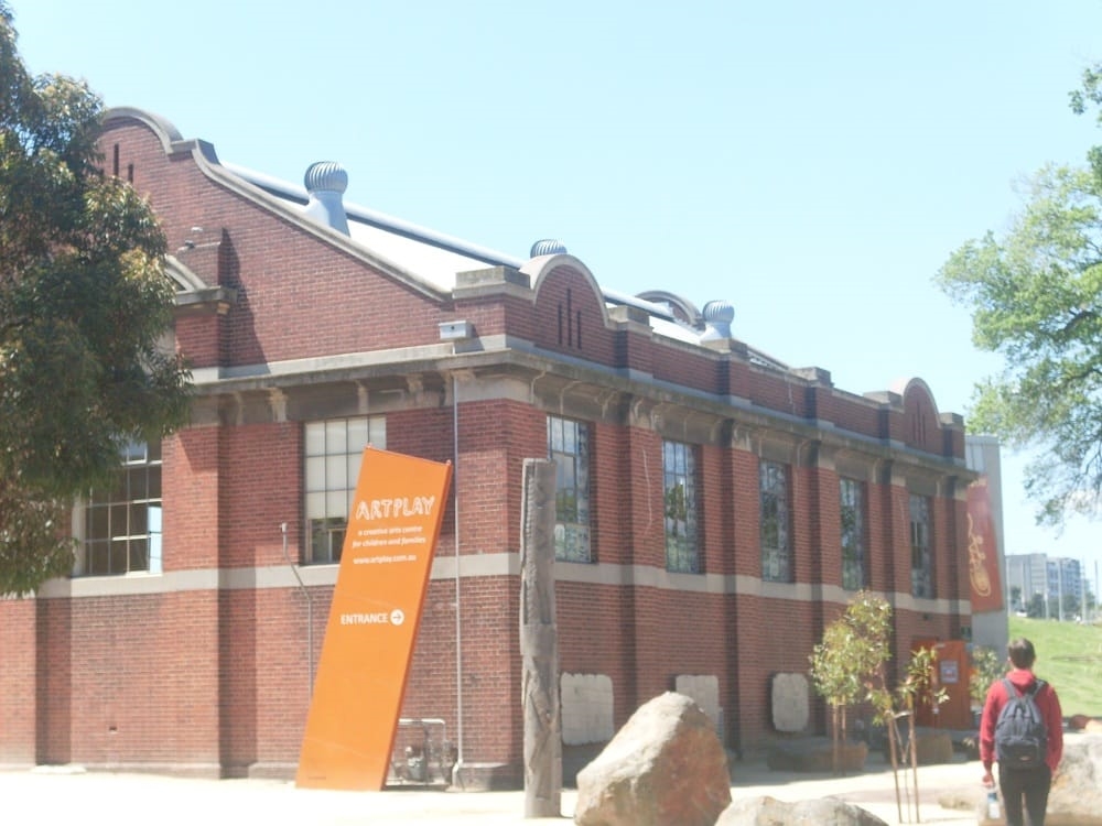 Outré Gallery - Art gallery in Melbourne - SINGULART